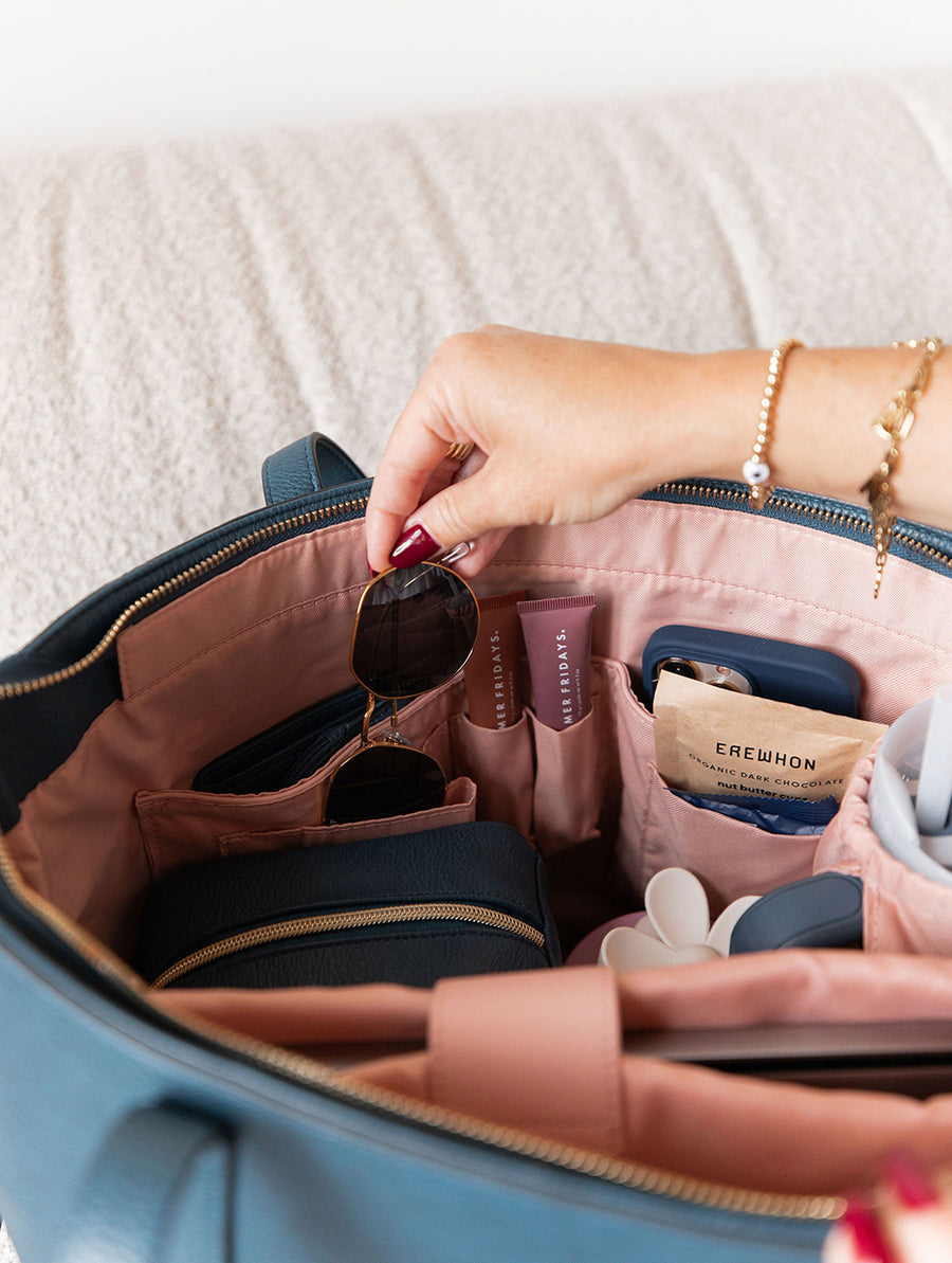 Go-Getter Tote Dark Grey | Poppy and Peonies – Poppy & Peonies